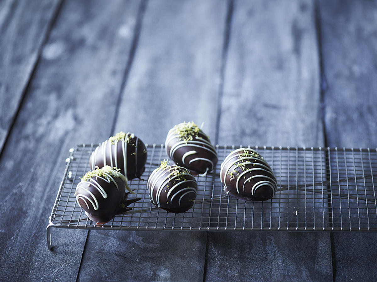 Chokladägg med mandelmassa & lime - Recept | Odense Marcipan