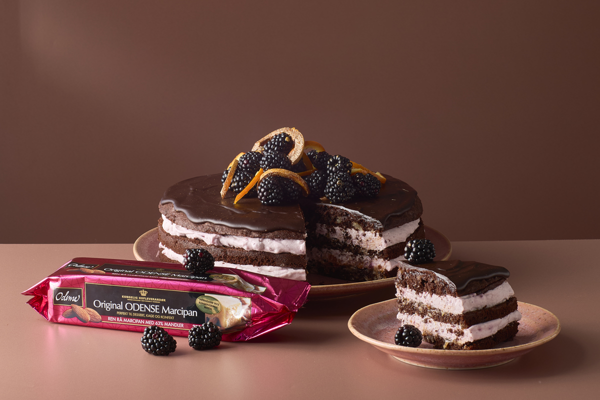 Recept på tårta med apelsin björnbär chokladkräm | Odense Marcipan