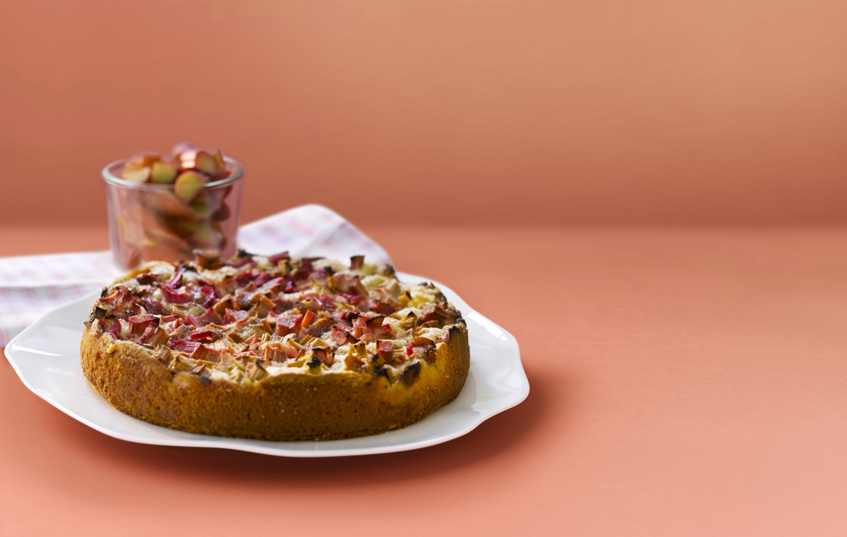 Recept på mazarinkaka med rabarber | Odense Marcipan