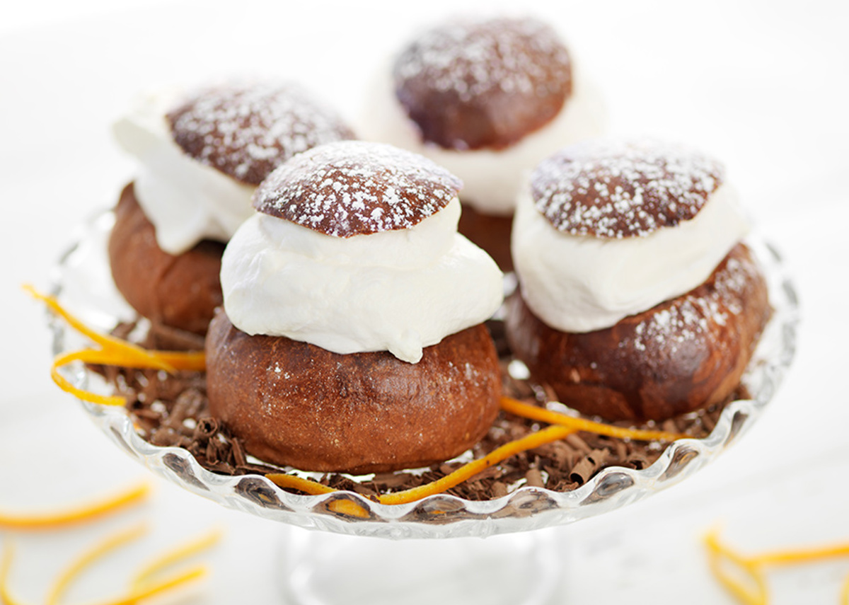 Chokladsemla med mandelmassa - Recept | Odense Marcipan