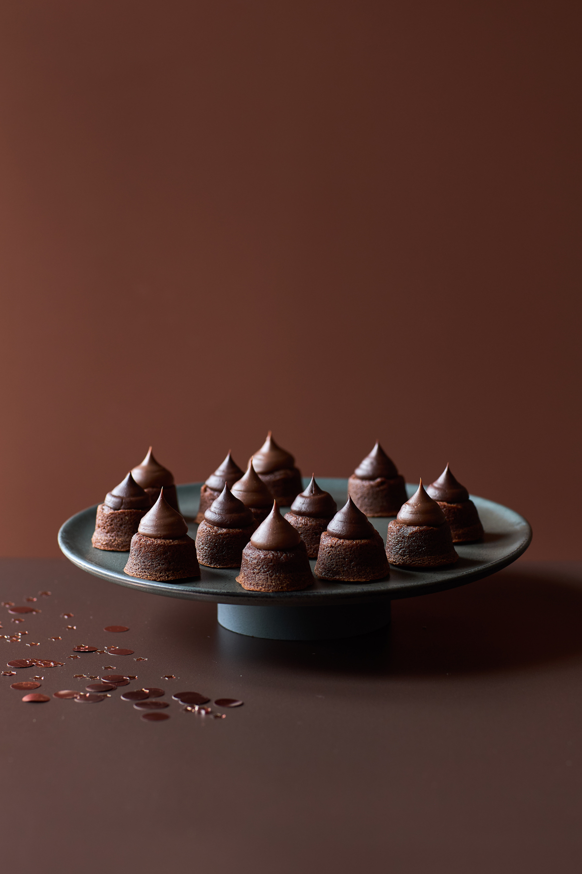 Recept på chokladbakelser med mandelmassa | Odense Marcipan