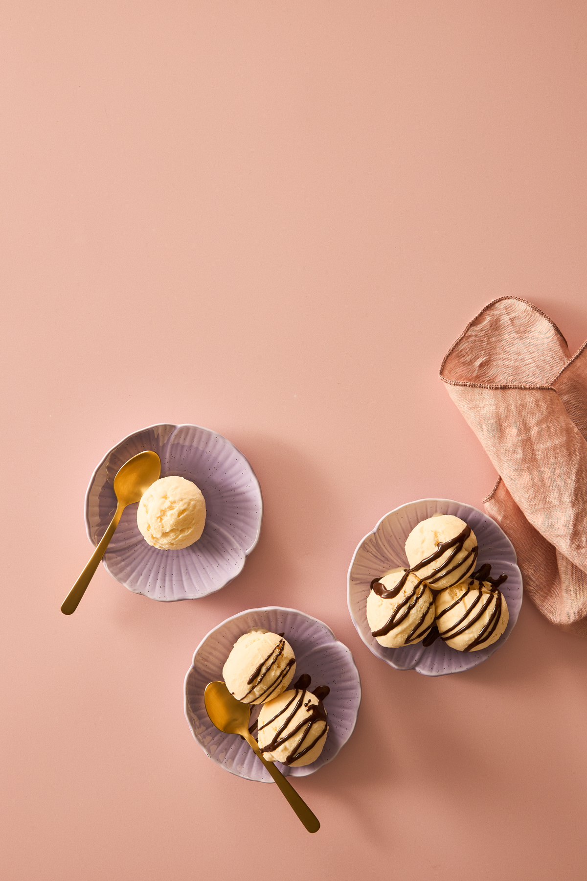 Recept på glass med mandelmassa och Tutti Frutti | Odense Marcipan